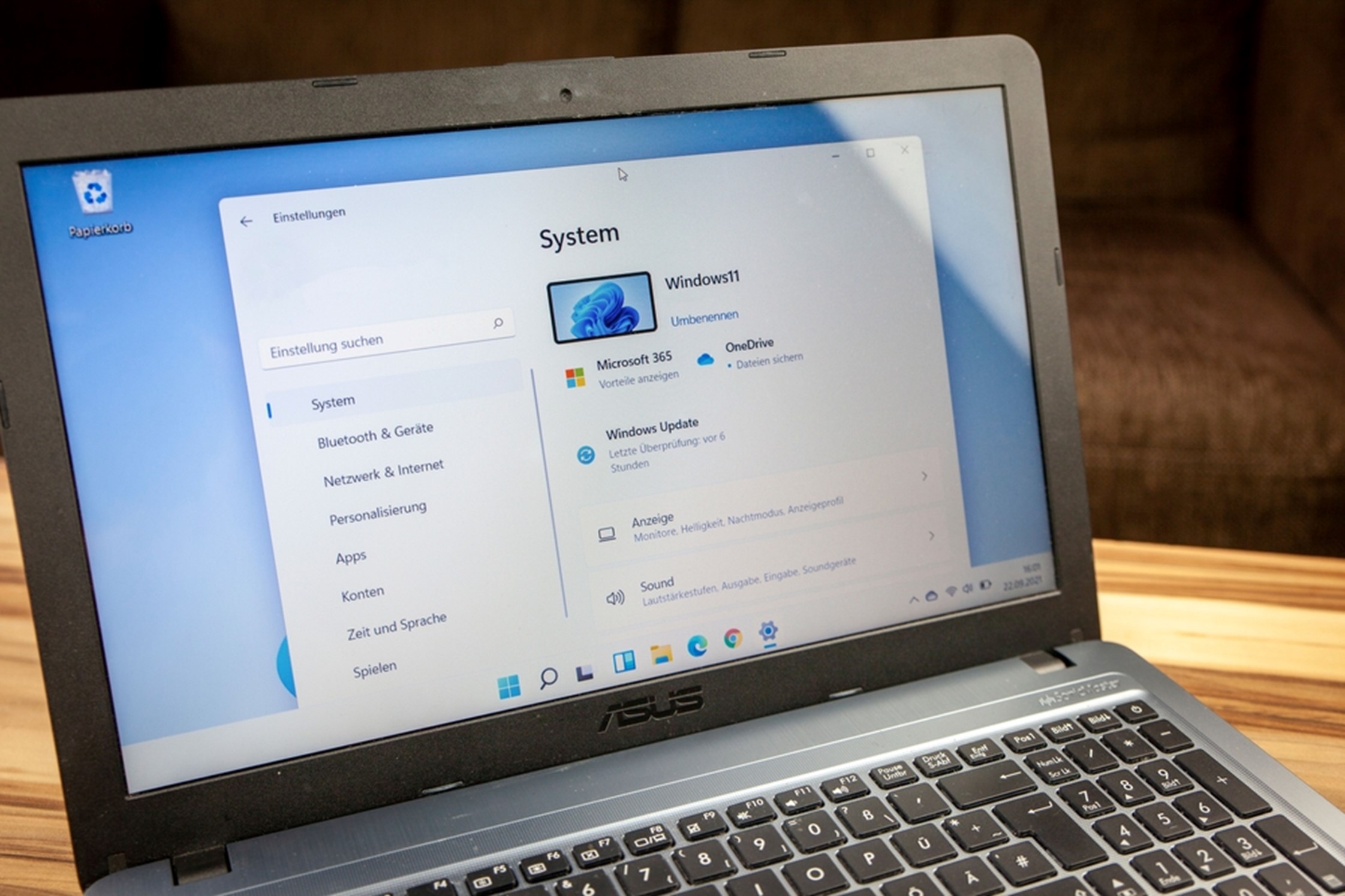 18 Windows 11 Tips & Tricks